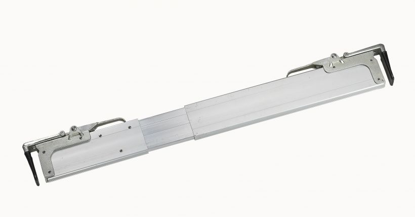 Intermediate wall closure made of steel - Knott-Avonride Ltd.